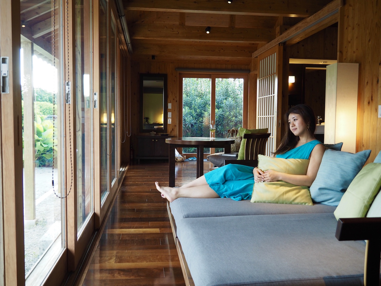 LOVETABI | 旅に恋する情報マガジン 【九州・沖縄編】女子旅におすすめ！国内おこもりステイ8選 【ホテル・旅館】