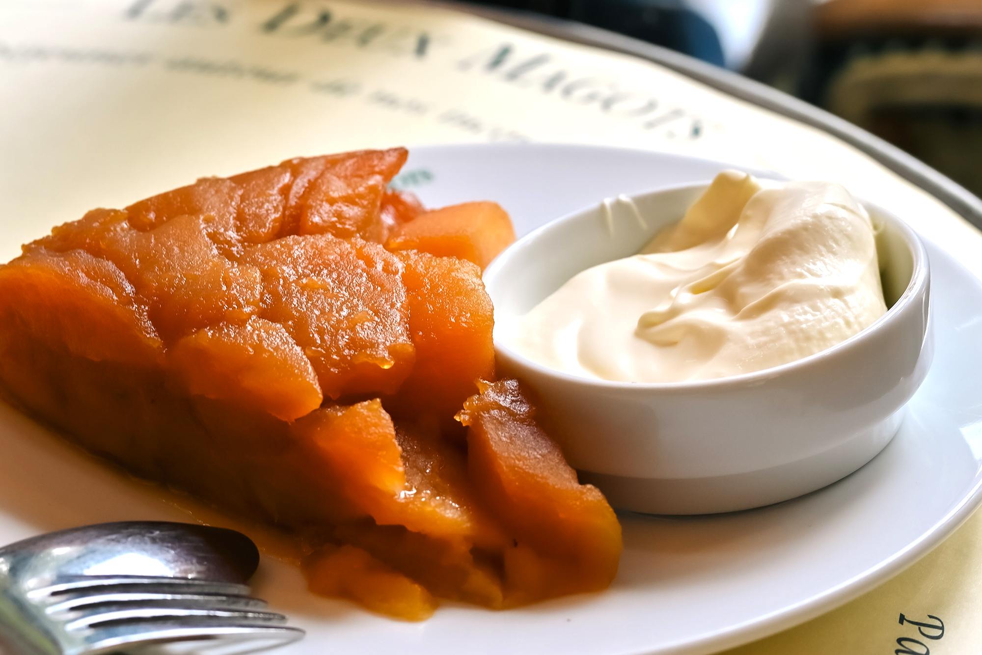 LOVETABI | 旅に恋する情報マガジン 老舗から穴場まで！パリのおすすめカフェ10選